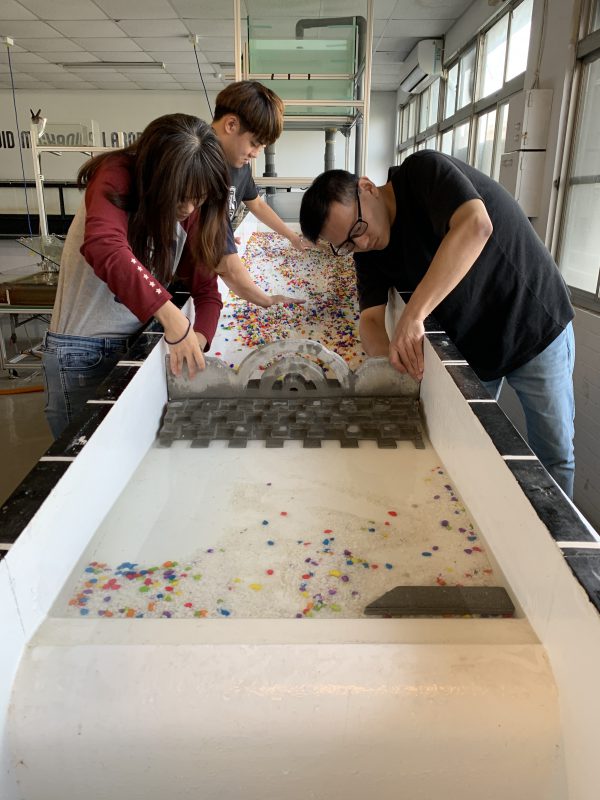 Check dam scale model – Morphohydraulics Imaging Laboratory